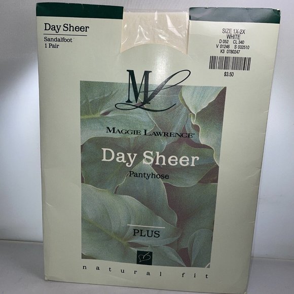 Maggie Lawrence | Accessories | Vintage Maggie Lawrence Collection ...